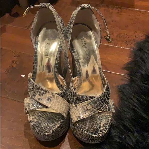 Cathy Jean | Shoes | Snake Cathy Jean Wedges | Poshmark